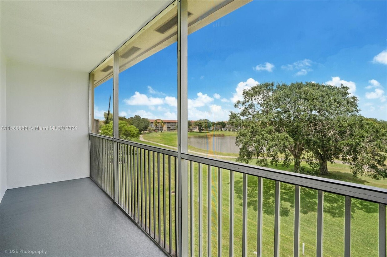 551 SW 135th Ave Unit 402B, Pembroke Pines, FL 33027 - Condo for Rent ...