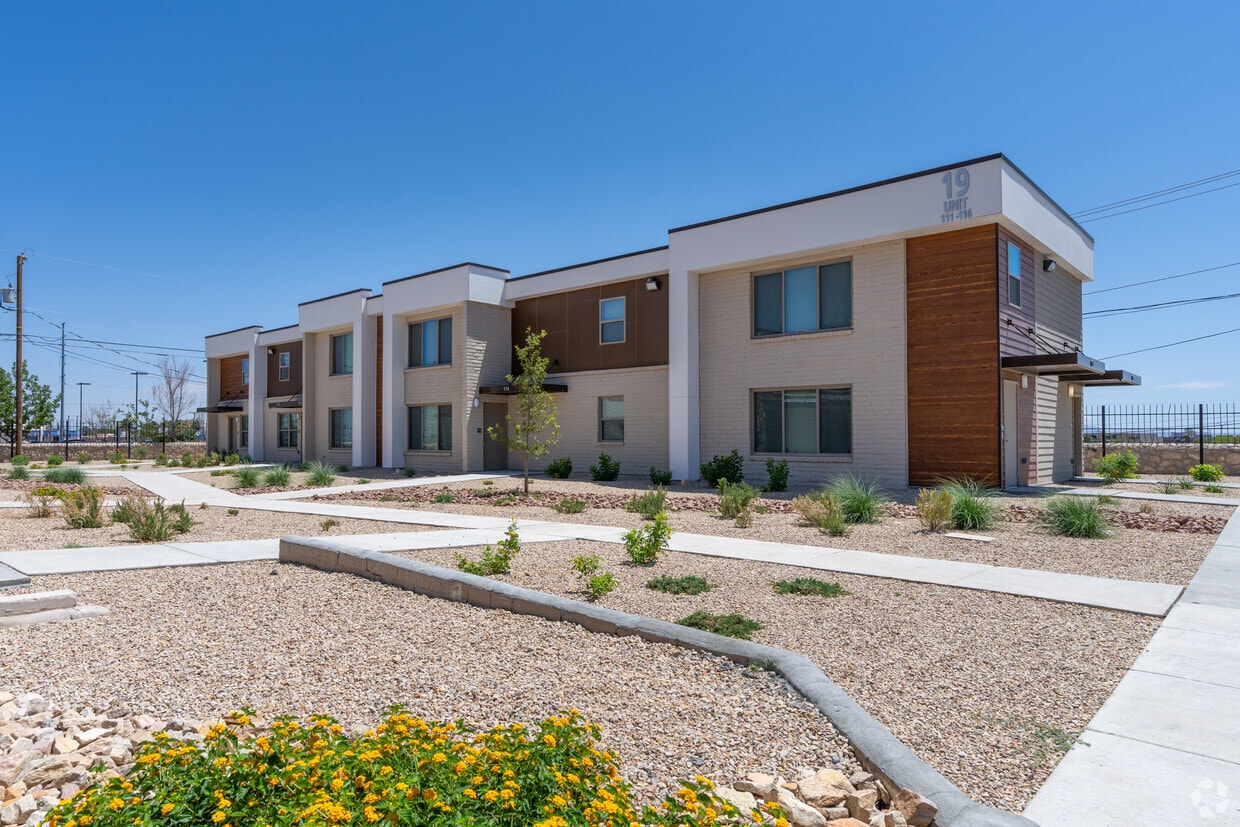 Sun Pointe Apartments - 4700 Hondo Pass Dr El Paso, TX 79904 ...