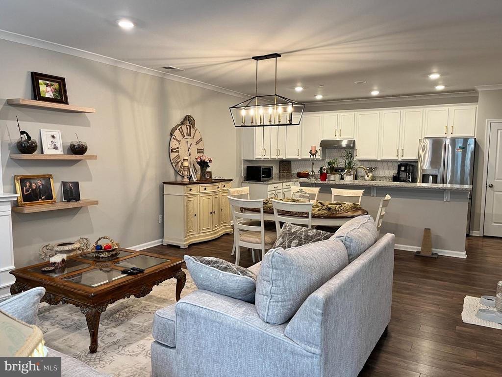 327 Kramer Ct, Florence, NJ 08518 - Townhome Rentals in Florence NJ ...