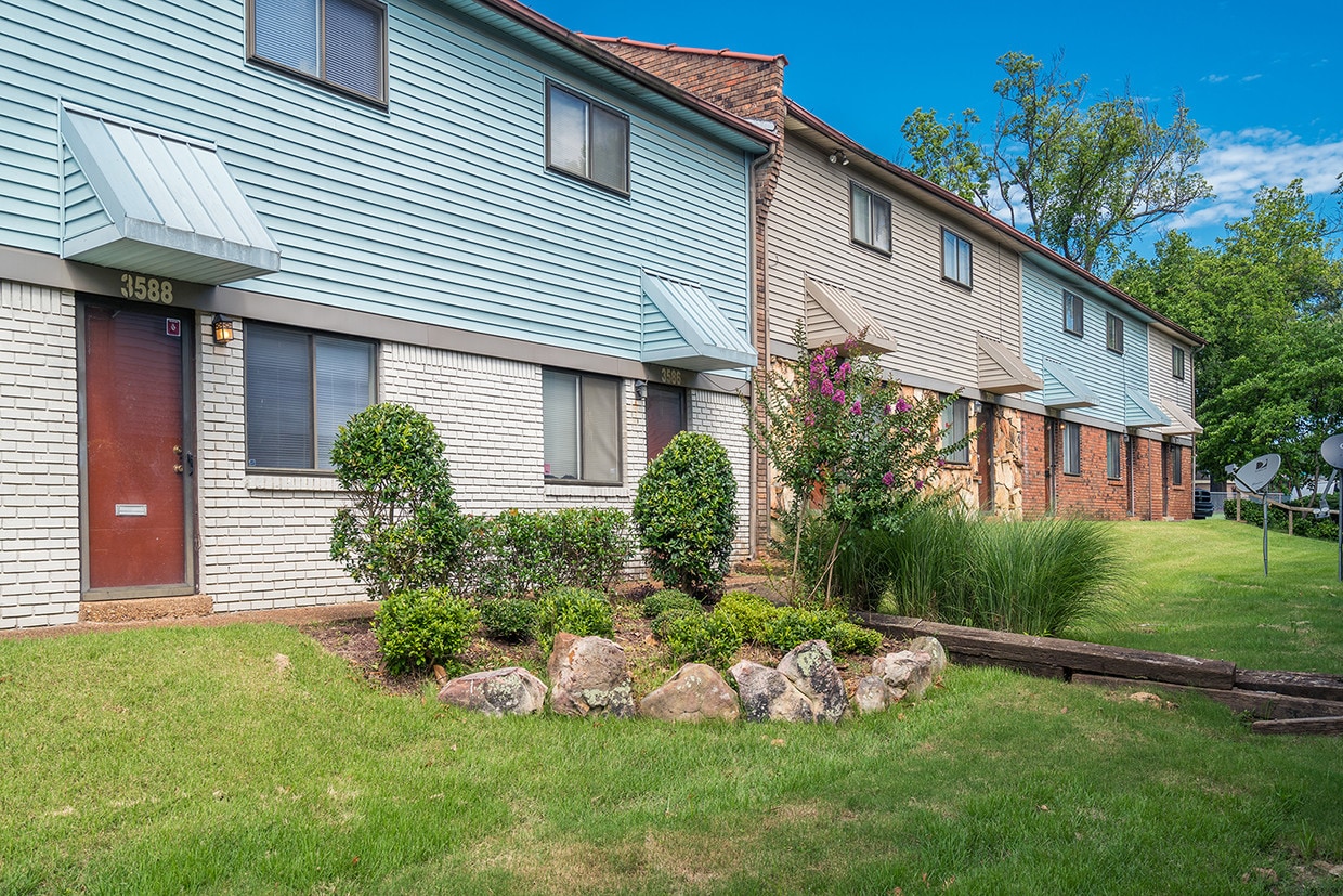 Ridgeway Pines - 3595 Pine Tree Dr Memphis, TN 38115 | Apartments.com