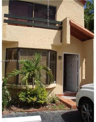 10220 SW 77Th Ct, Miami, FL 33156 - Townhome Rentals in Miami FL ...