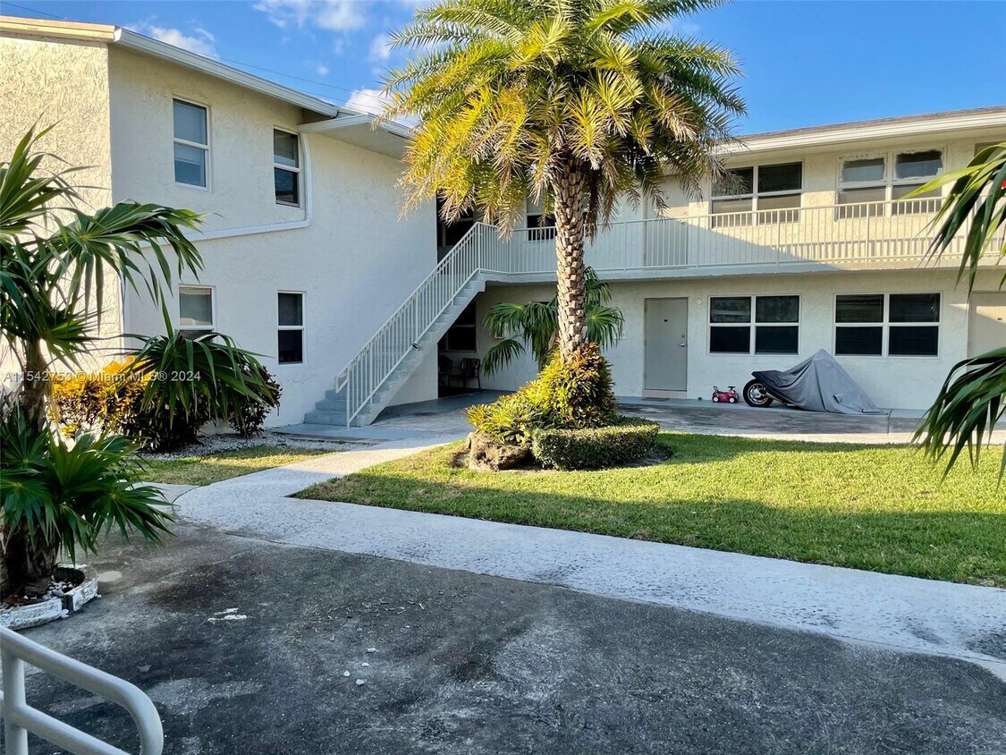 1077 SE 22nd Ave Unit N5, Pompano Beach, FL 33062 - Room for Rent in Pompano Beach, FL ...