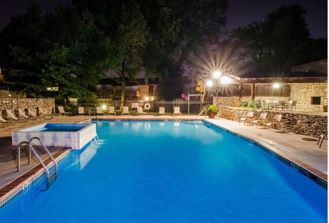 Corinth Place Rentals - Prairie Village, KS | Apartments.com