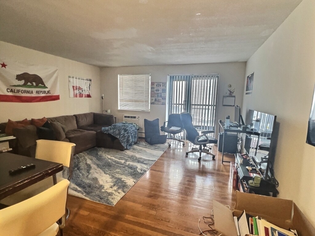 1034 Commonwealth Ave Unit 12, Boston, MA 02215 - 1034 Commonwealth Ave Boston, MA 02215 ...