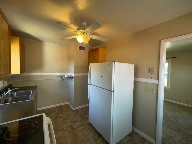 1513 Custer Rd, Junction City, KS 66441 - House Rental in Junction City ...