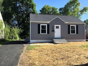 Edgemont Gardens Apartments for Rent with a Garage - Columbus, OH ...