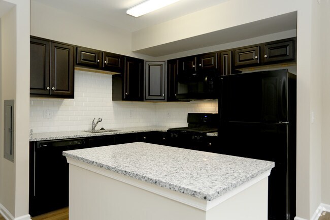 The Ponds at Jackson Twenty-One Apartments - Jackson, NJ | Apartments.com