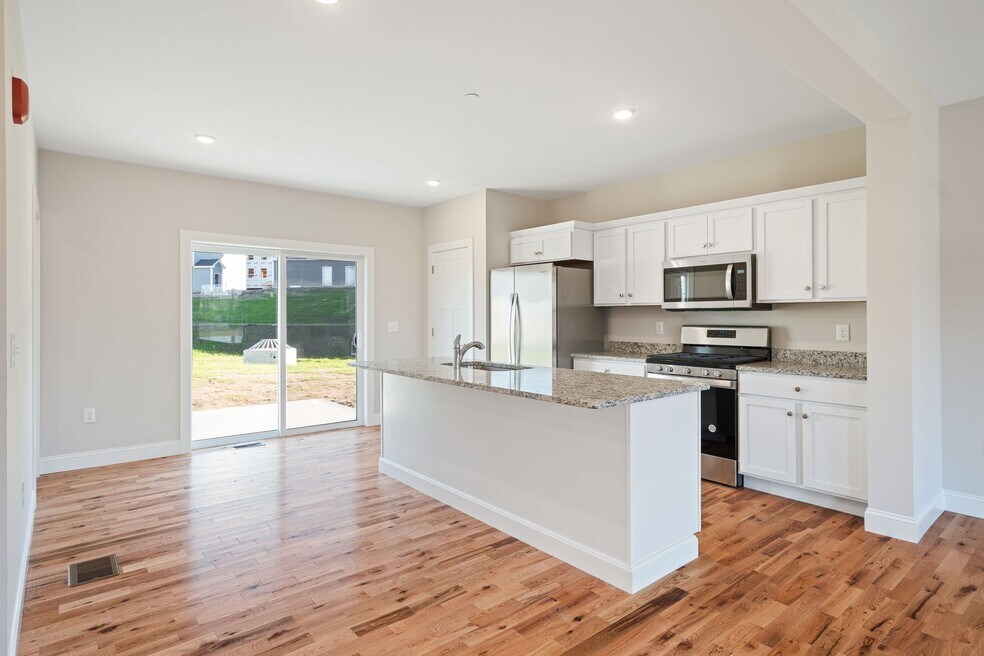 Madbury Commons - 17-21 Madbury Rd Durham, NH 03824 | Apartments.com