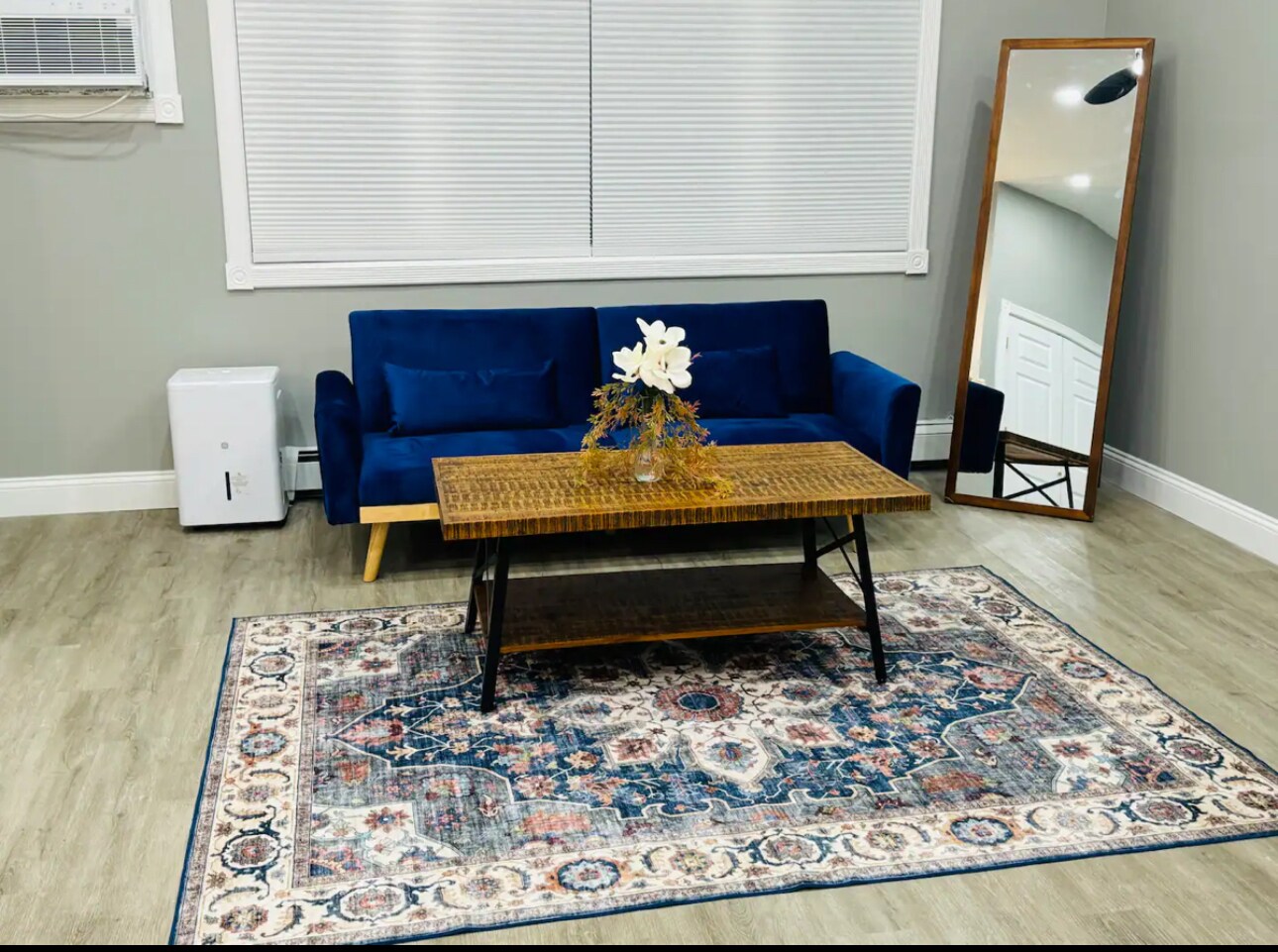 12 Lawrence Ave Unit Bay Shore 2 Bedroom, Bay Shore, NY 11706 - 12 ...