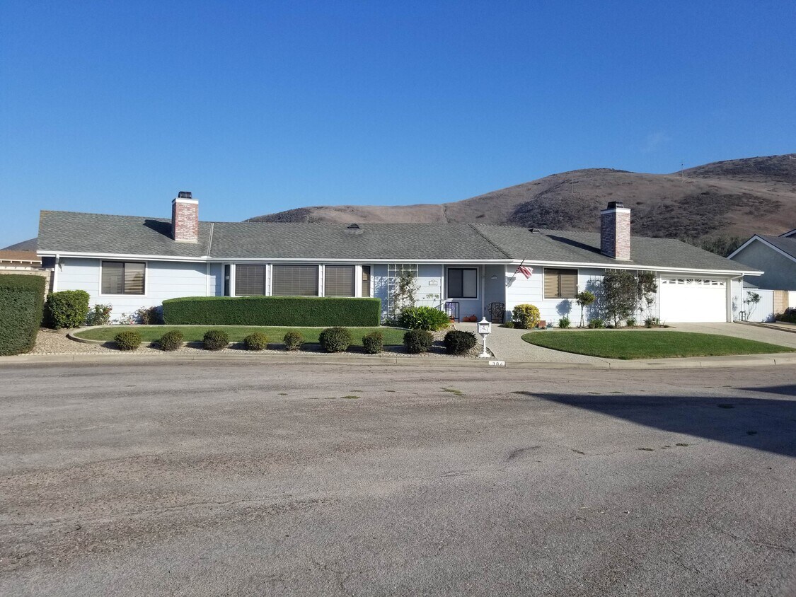 304 Valley View Dr, Lompoc, CA 93436 - House Rental in Lompoc, CA ...