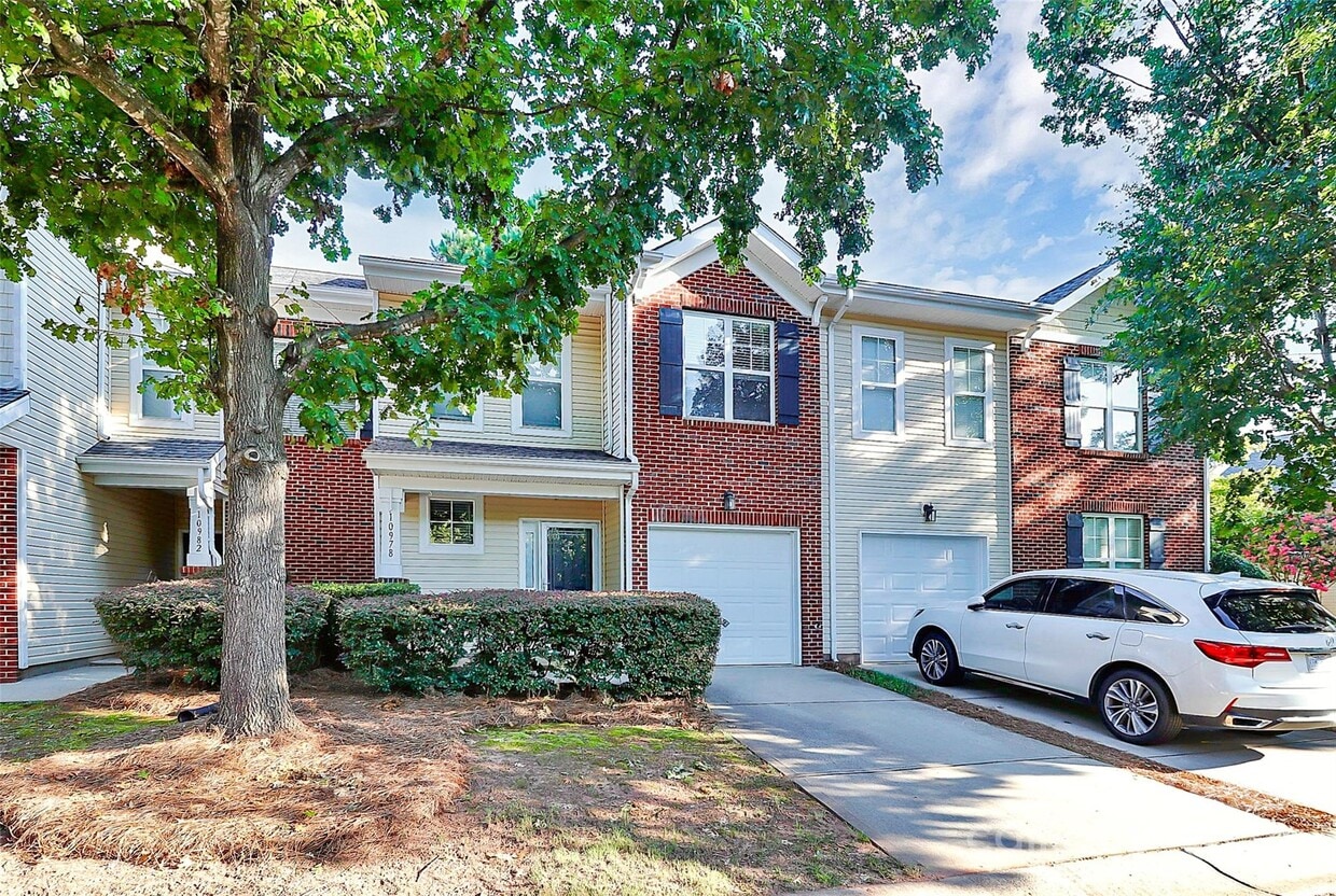 10978 Princeton Village Dr, Charlotte, NC 28277 - Townhome Rentals in Charlotte NC | Apartments.com