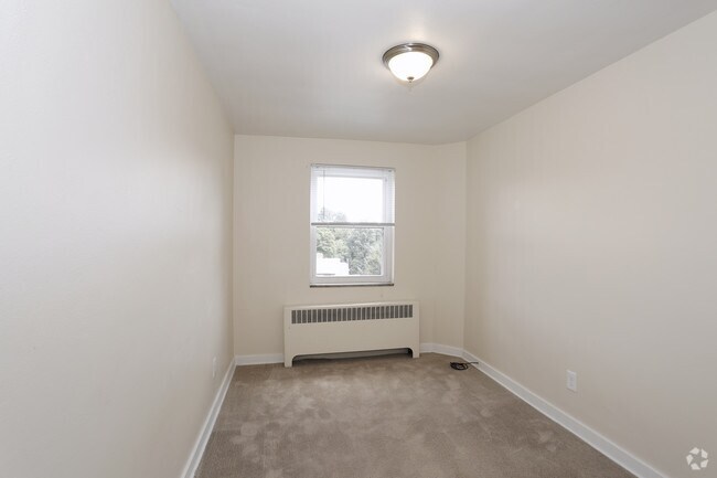 Perry Manor Apartments - 810 Perry Hwy Pittsburgh, PA - Apartments for ...