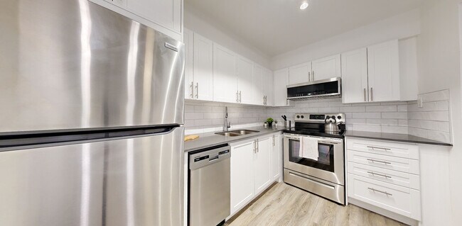 Bathurst Manor Toronto Apartments for Rent - Toronto, ON - 168 Rentals ...