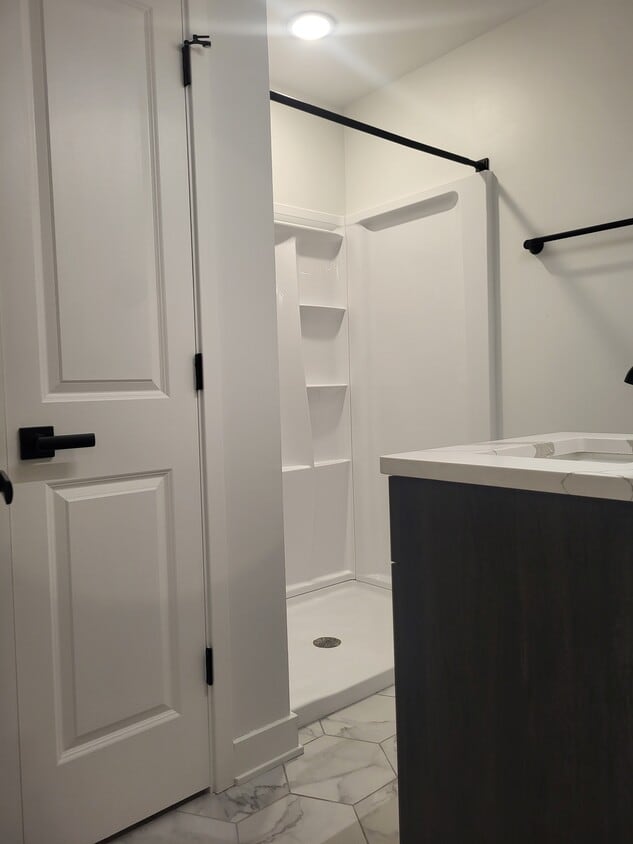 *Newly Renovated* Premium Style 2-4 BD Apartment Home - 1024 W Bethel ...