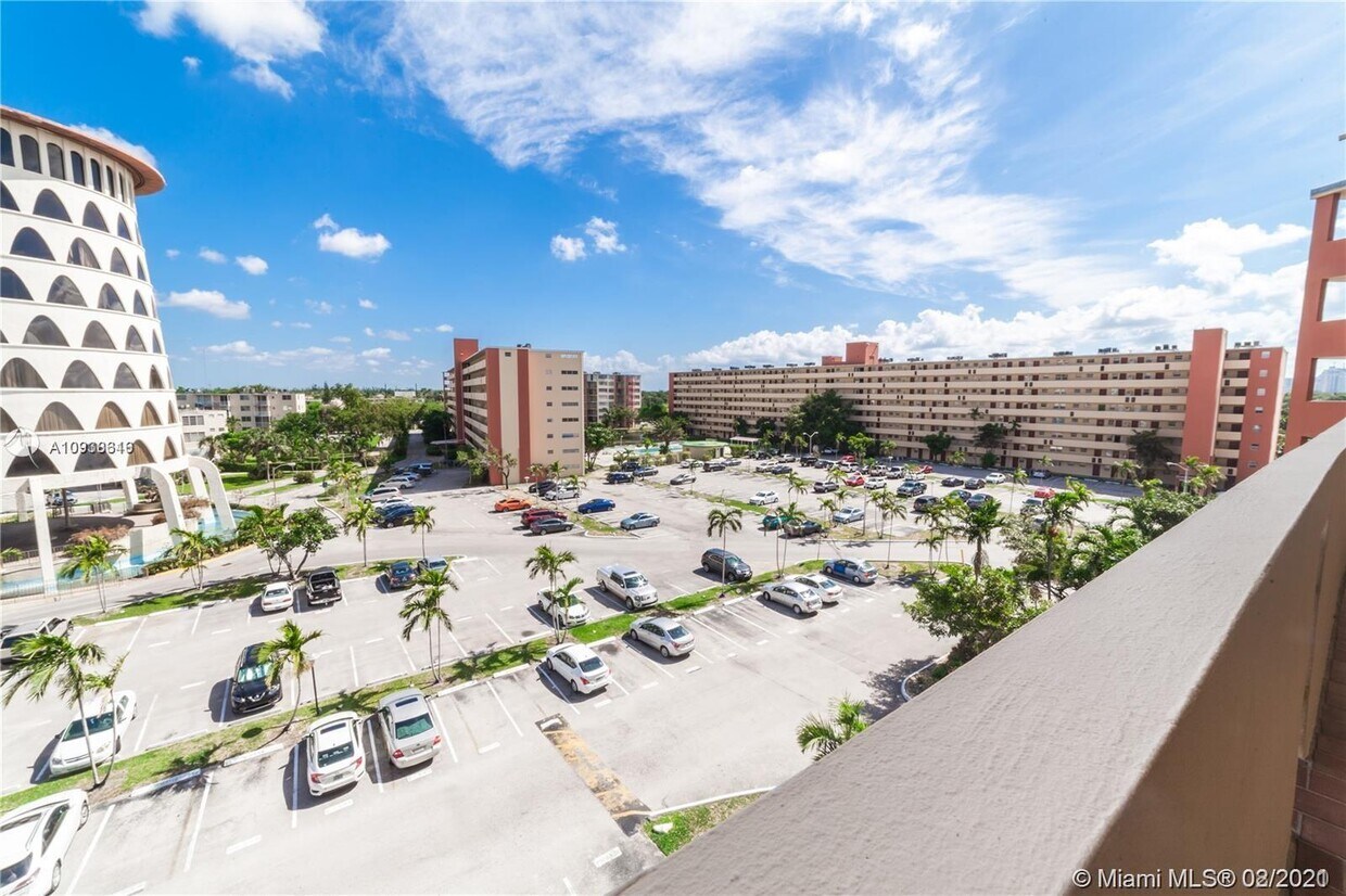 1710 NE 191st St Unit 301-3, Miami, FL 33179 - Condo for Rent in Miami, FL | Apartments.com