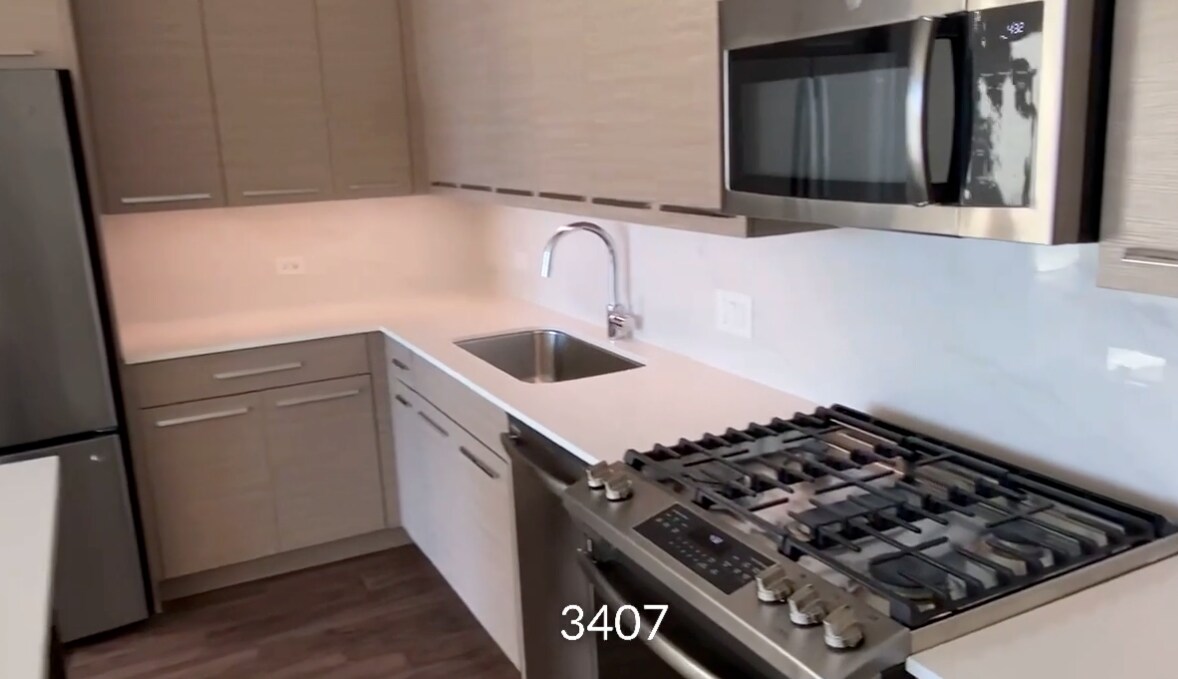 1 N Halsted St Unit 1, Chicago, IL 60661 - 1 N Halsted St Chicago, IL ...