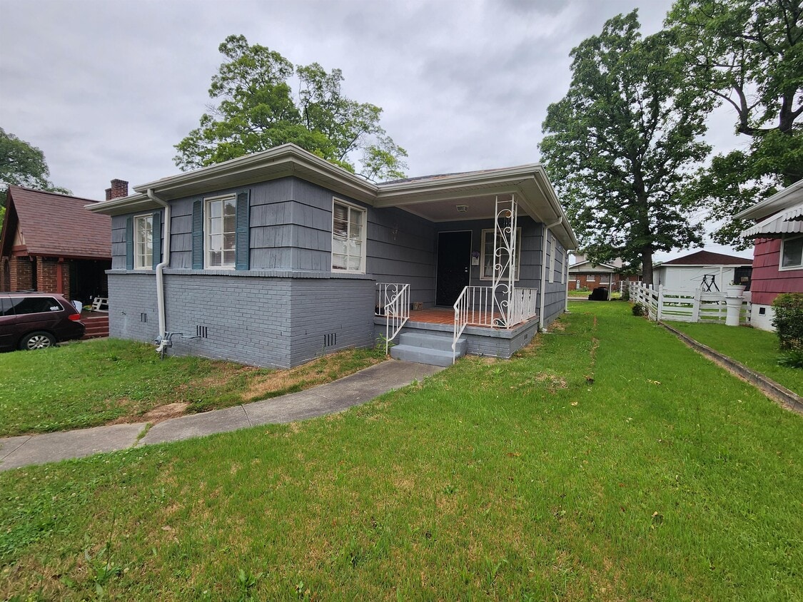 1344 42Nd St Ensley, Birmingham, AL 35208 - House Rental in Birmingham ...