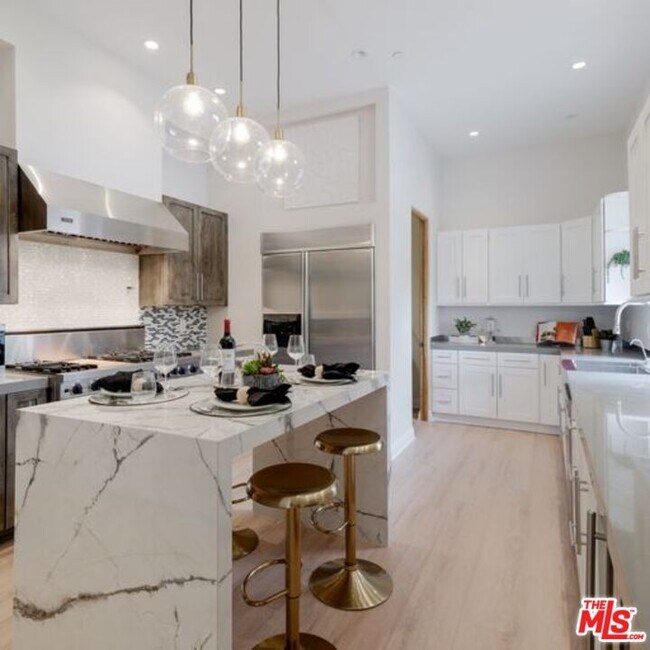 16778 Calle De Catalina, Los Angeles, CA 90272 - House Rental in Los ...