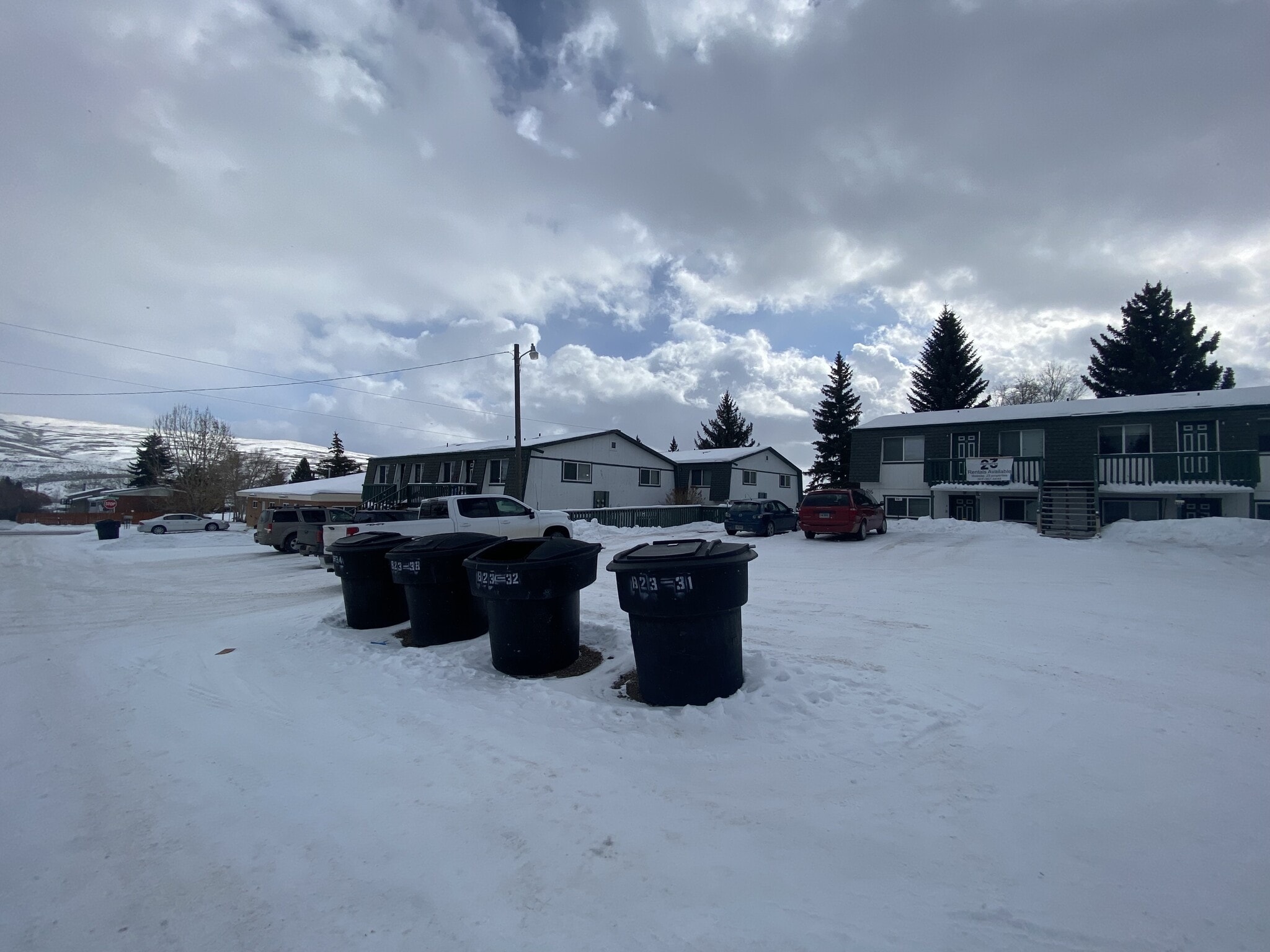 916 Elk St, Kemmerer, WY 83101 - Townhome Rentals in Kemmerer WY ...