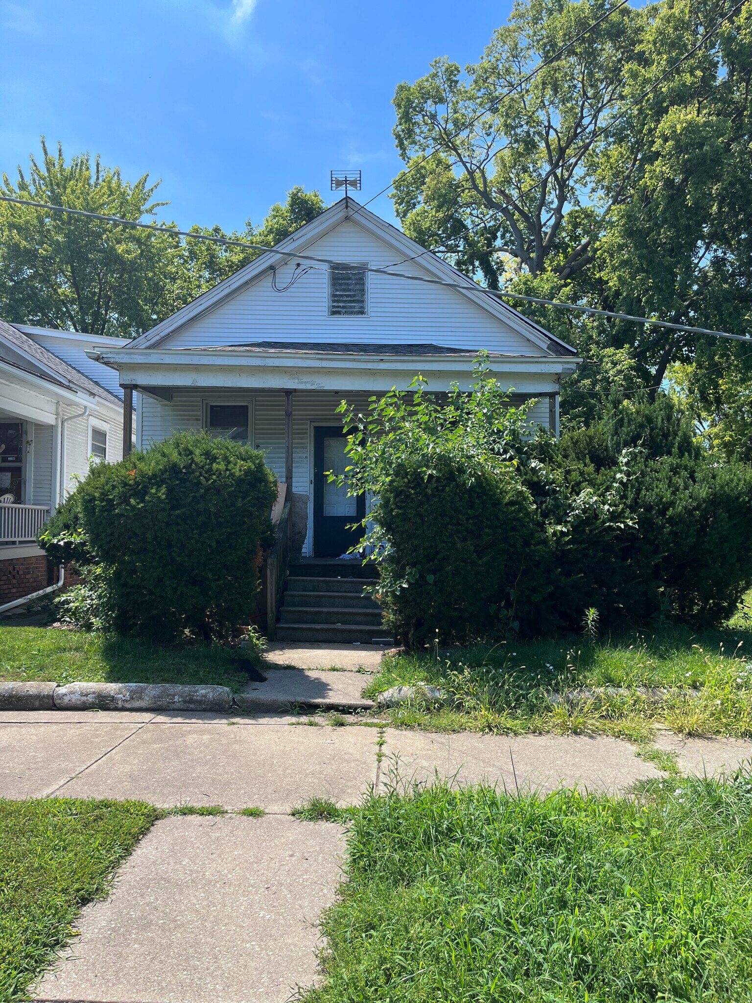 1022 West Adrian G. Hinton Avenue, Peoria, IL 61605 - House Rental in ...