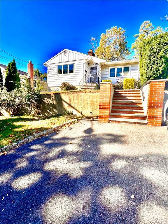 105 Bushey Ave, Yonkers, NY 10710 - House Rental in Yonkers, NY ...