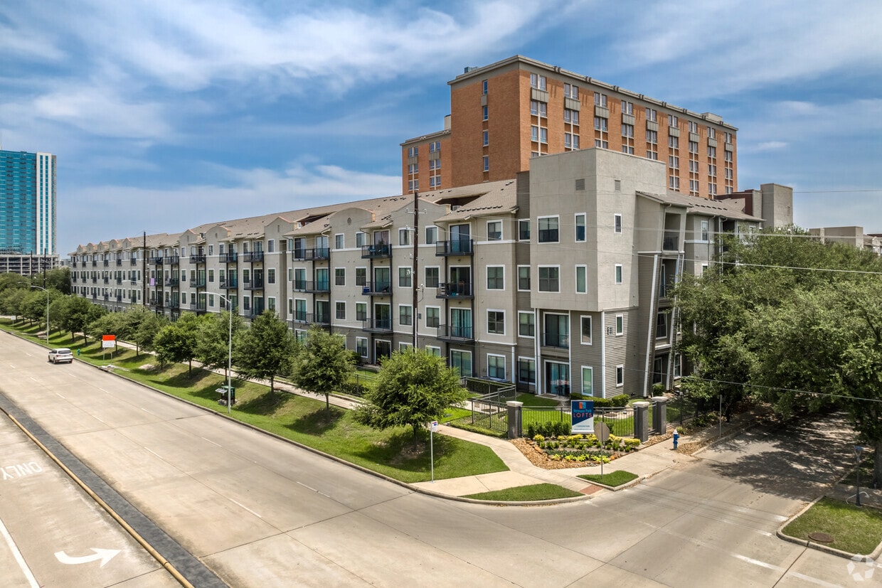 1 Hermann Park Ct Houston Tx 77021