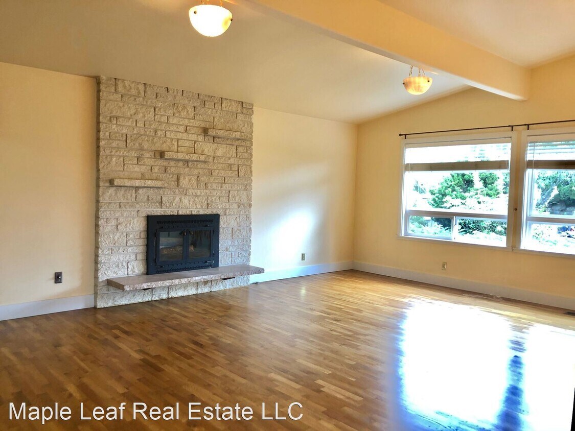 4017 46th Ave SW, Seattle, WA 98116 - House Rental in Seattle, WA ...