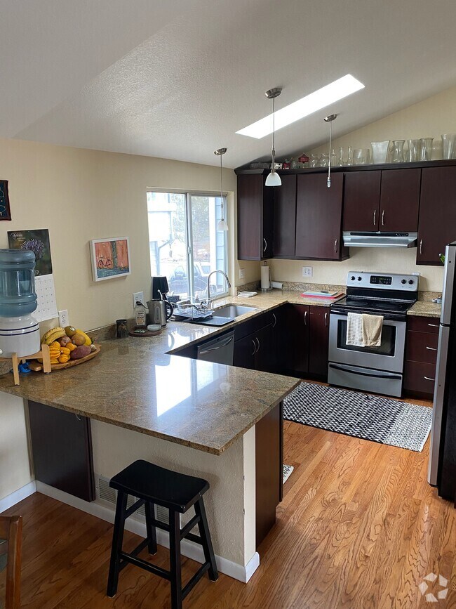 Northfield Commons Apartments for Rent with Parking - Boulder, CO - 2 ...