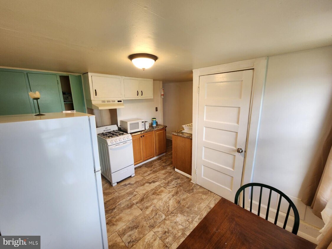 3-336-AP3 Columbus Ave, Trenton, NJ 08629 - House Rental in Trenton, NJ ...