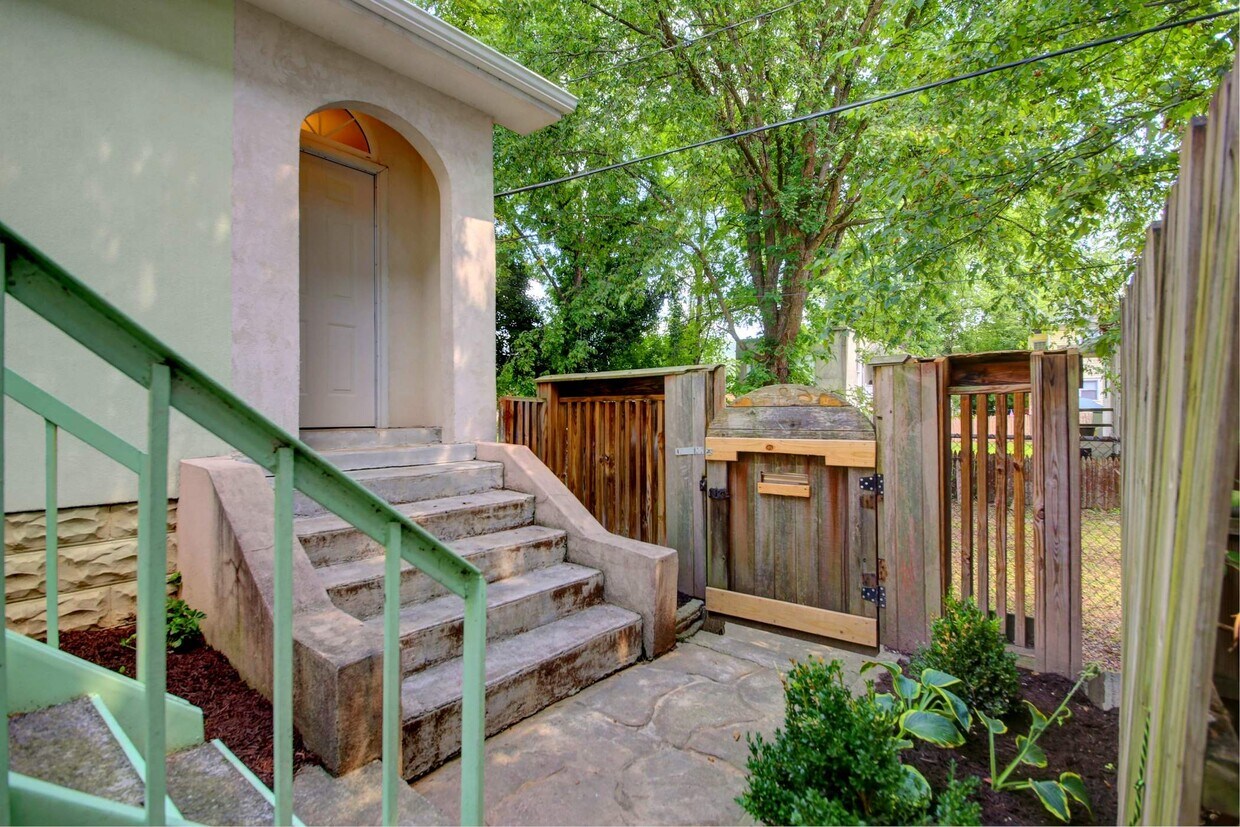 407 Ruffner Walk, Charleston, WV 25311 - House Rental in Charleston, WV ...