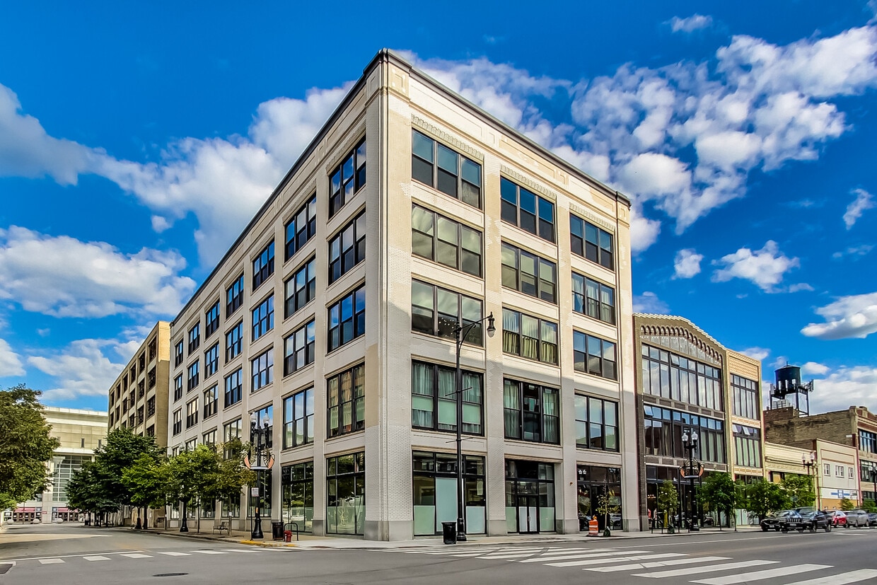 2303 S Michigan Ave Unit 213, Chicago, IL 60616 - Condo for Rent in ...
