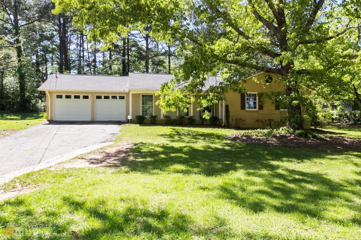 3720 Sunny Hill Dr, Loganville, GA 30052 - House Rental in Loganville ...