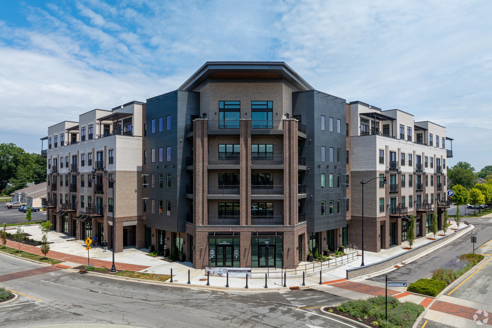 Overture at Proscenium Apartments - 1155 S Rangeline Rd Carmel, IN ...