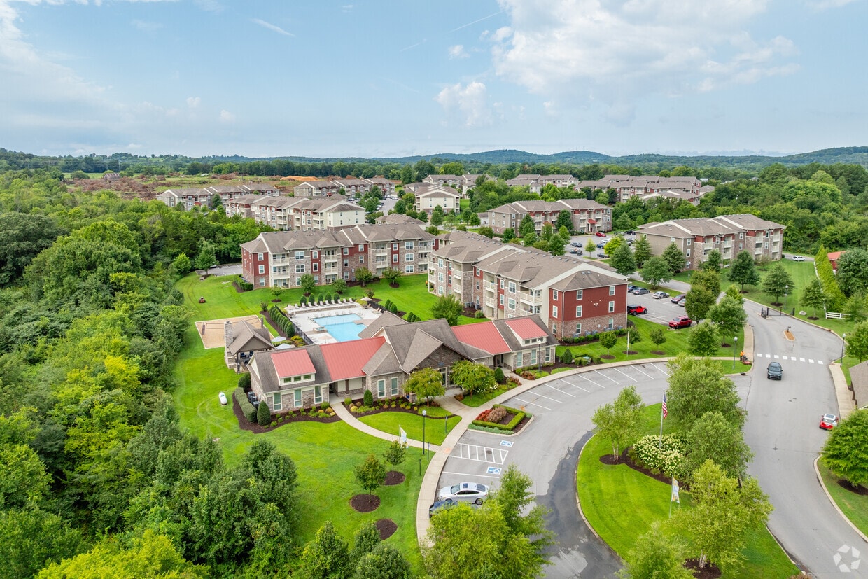 Revere at Barton's Run - 100 Bartons Run Trace Lebanon, TN 37090 ...