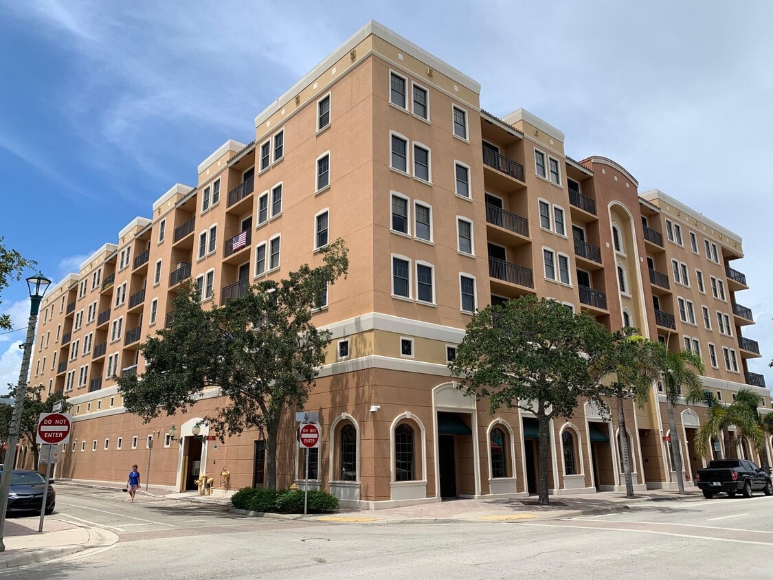 511 Lucerne Ave Unit 316, Lake Worth, FL 33460 - Condo for Rent in Lake ...