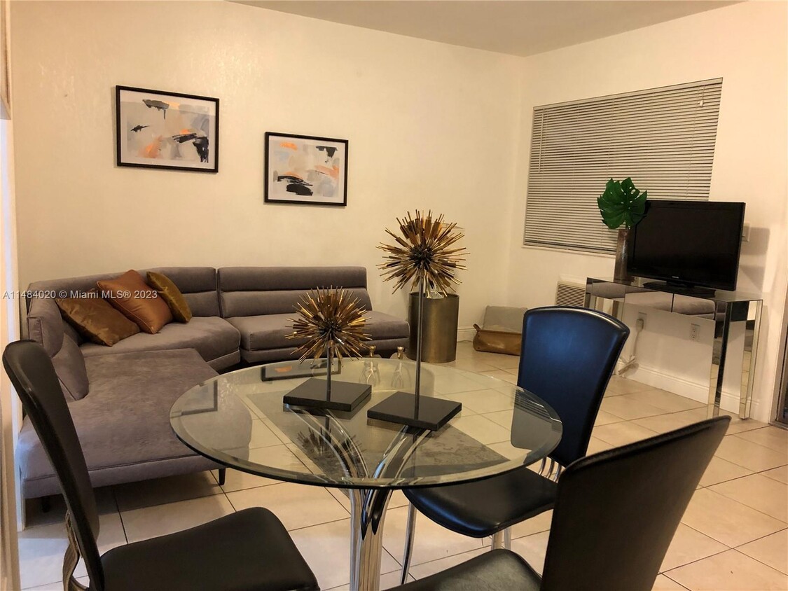 155 NE 59th St Unit 2, Miami, FL 33137 - Room for Rent in Miami, FL ...