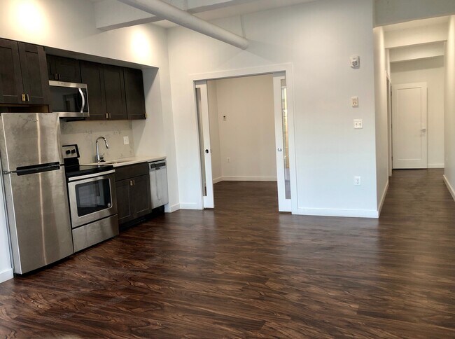 824 N Calvert St - Apartments in Baltimore, MD | Apartments.com