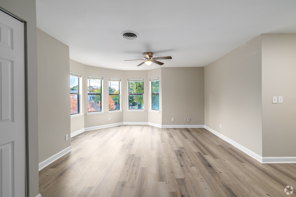 415 Flats - 415 W 10th St Charlotte, NC 28202 | Apartments.com