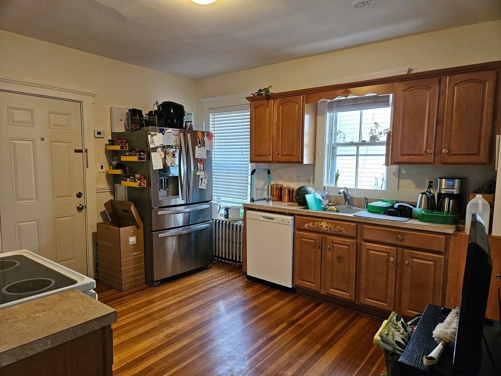6 Edwin St Unit 1, Brookline, MA 02445 - 6 Edwin St Brookline, MA 02445 ...