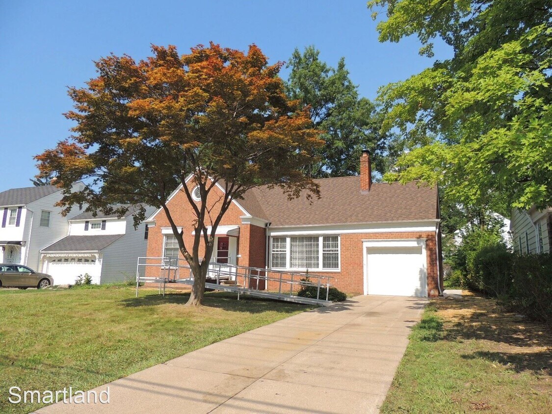 2343 N Taylor Rd, Cleveland Heights, OH 44112 - House Rental in ...
