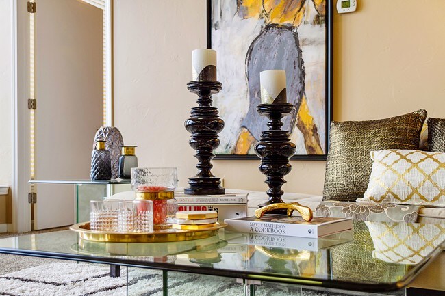 The Classen Apartments - 2200 N Classen Blvd Oklahoma City, OK ...