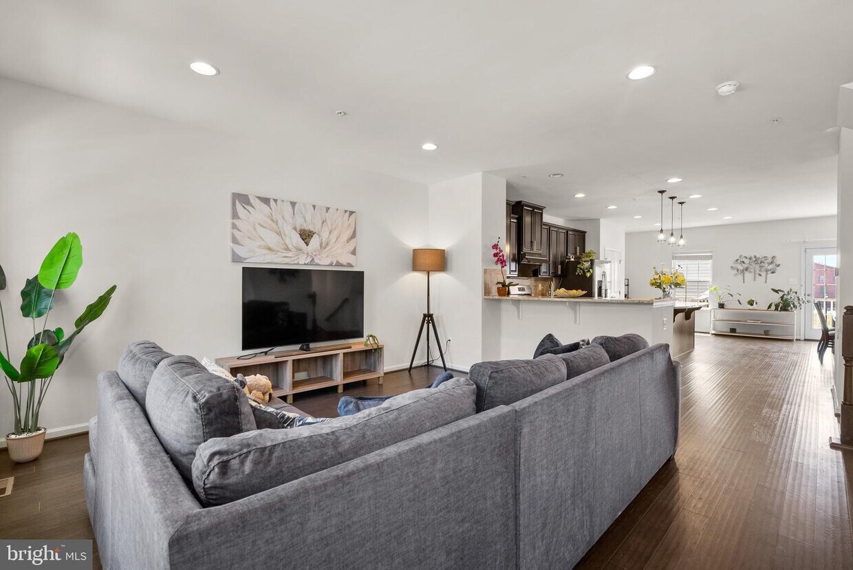 14305 Ridge View Ln, Laurel, MD 20707 - Townhome Rentals in Laurel MD ...