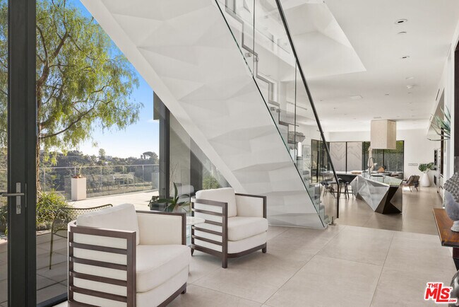 1208 Linda Flora Dr, Los Angeles, CA 90049 - House Rental in Los ...