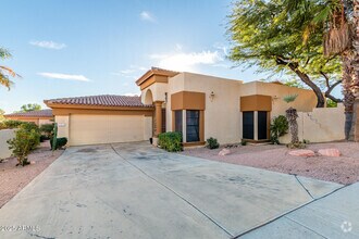 New Pointe Mountainside Golf Community Apartments for Rent with High ...