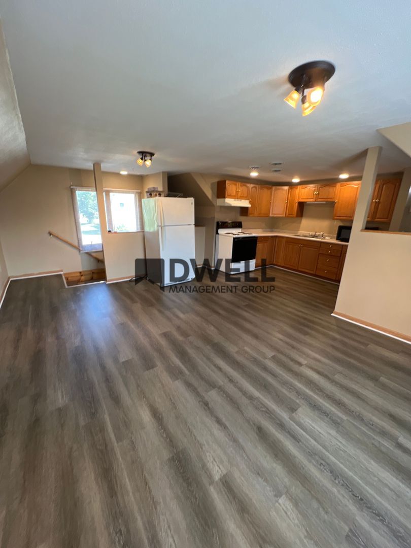 407 W Main St Unit 2, Adams, MN 55909 - Room for Rent in Adams, MN ...