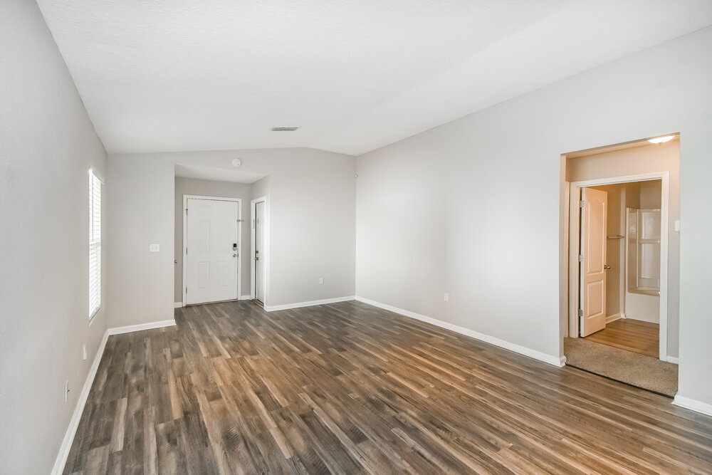 3812 Evan Samuel Dr, Jacksonville, FL 32210 | Apartments.com