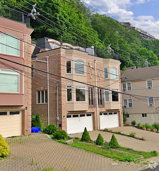 Apartments for rent in Edgewater NJ - 433 Rentals | Apartments.com