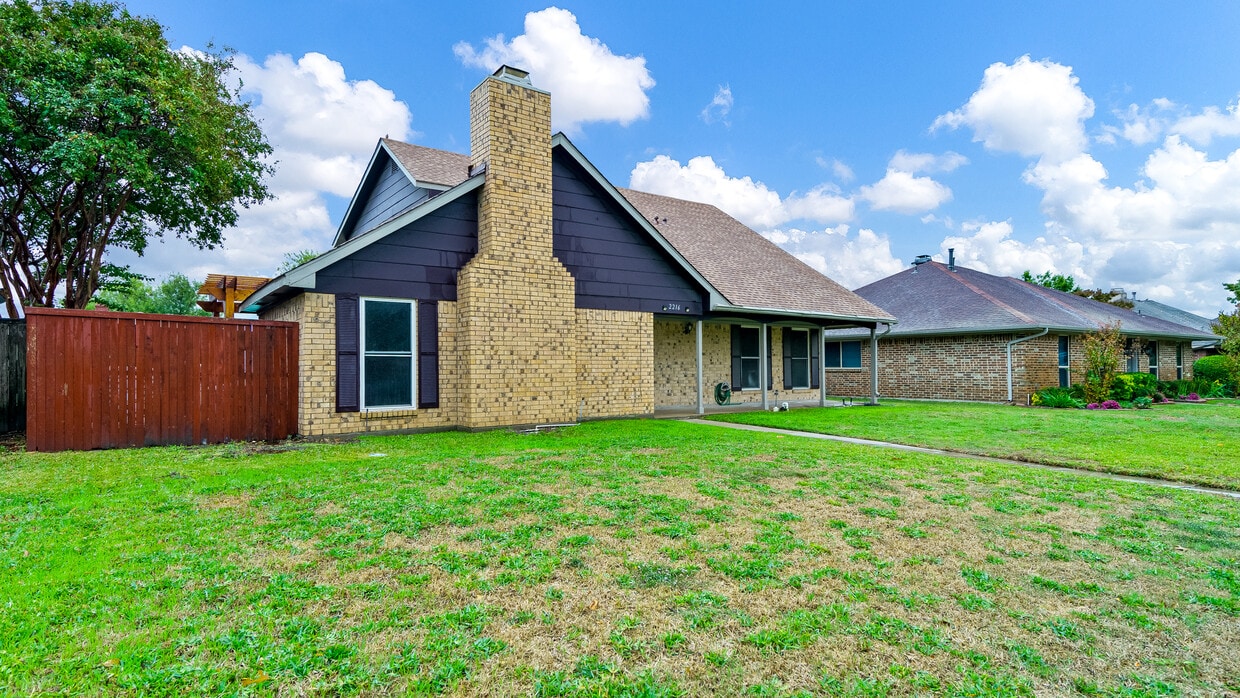 2216 Trinity Springs Dr, Carrollton, TX 75007 - House Rental in ...