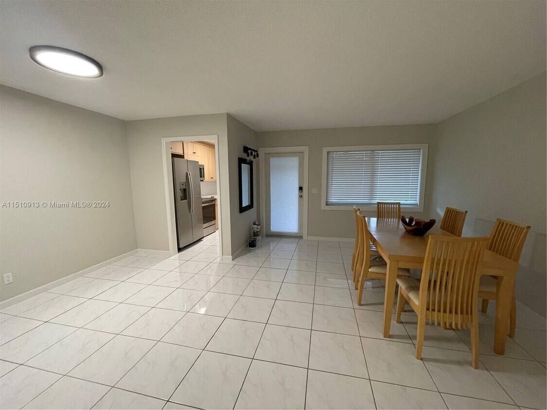 541 Blue Heron Dr Unit 213, Hallandale Beach, FL 33009 - Condo for Rent ...