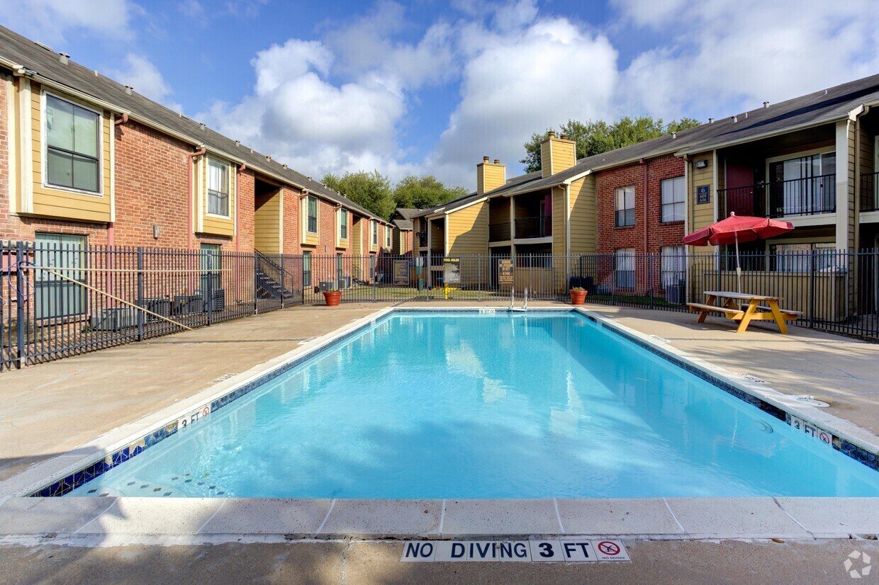 Star Villa Ana Apartments - 10101 W Sam Houston Pkwy Houston, TX ...